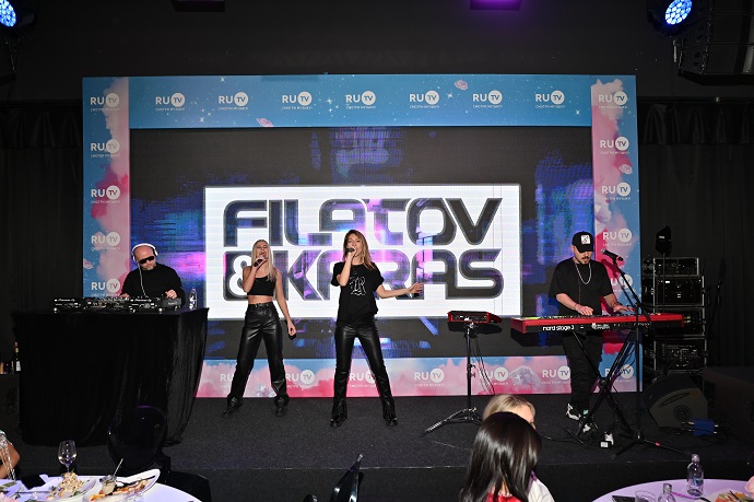 Осложнения после ковида не помешали Владимиру Преснякову потусить на ...